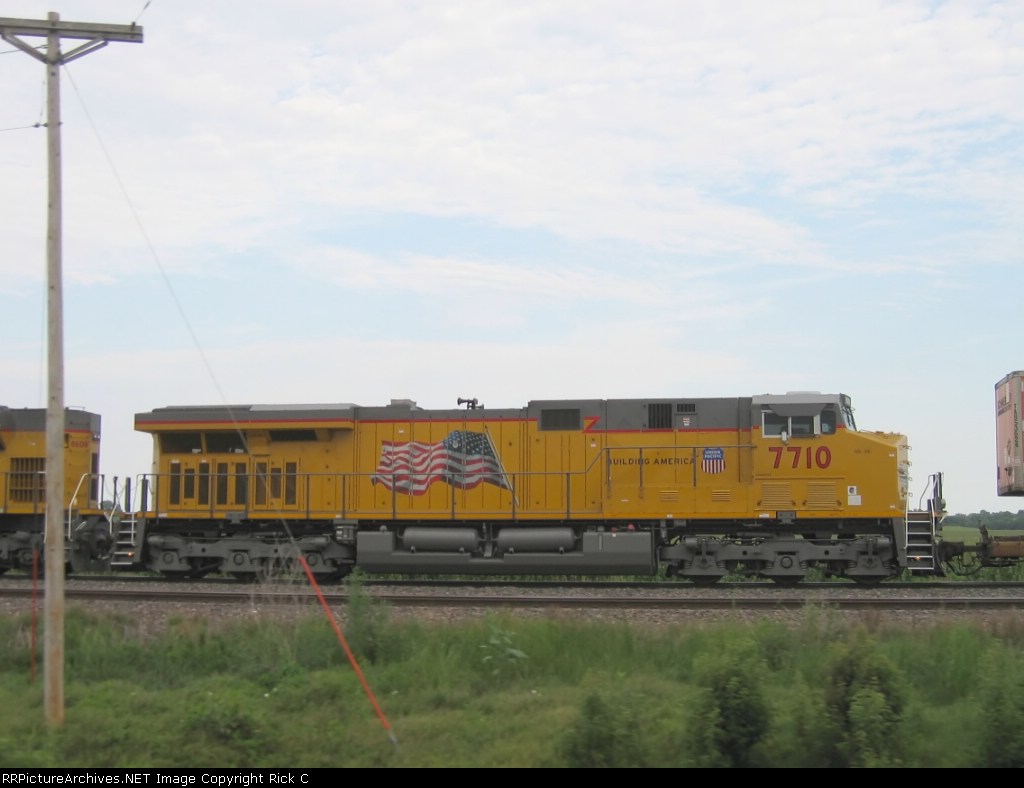 UP 7710 Braodside View